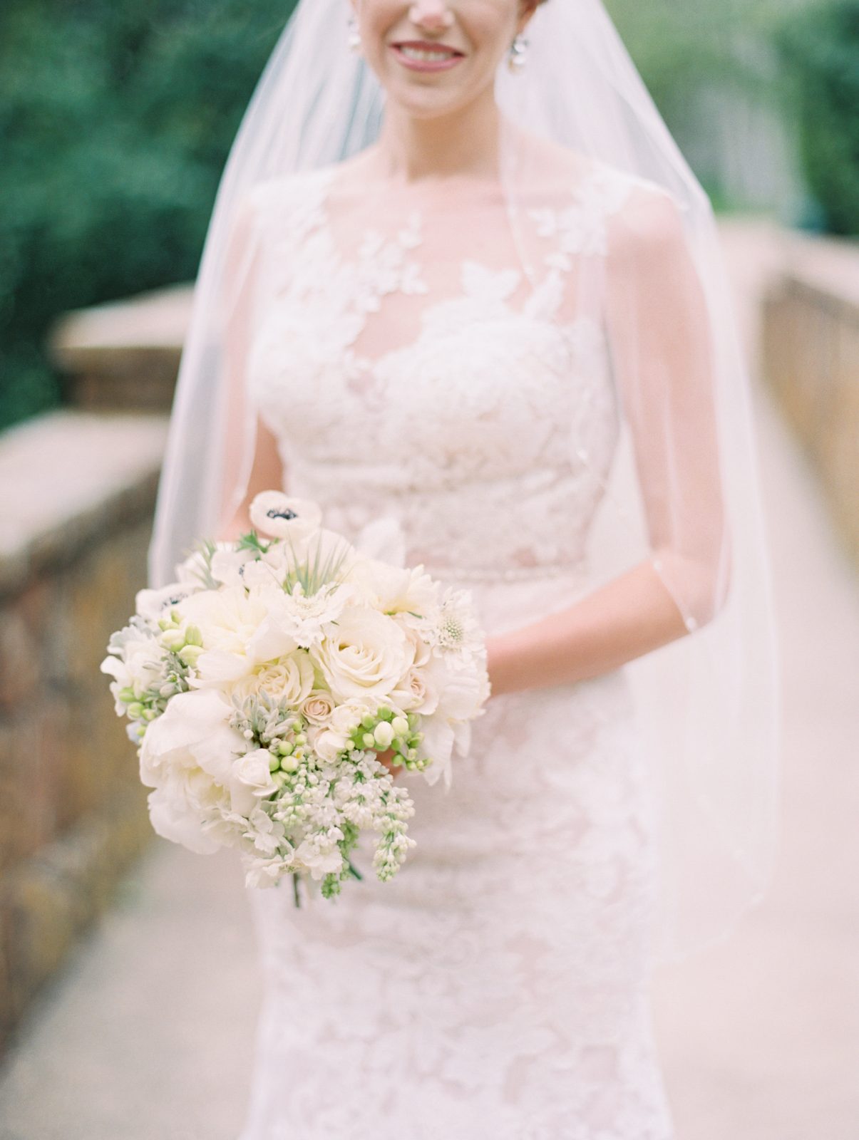 Wedding Wednesday with Flower Provisions | Floral Design | samikathryn.com