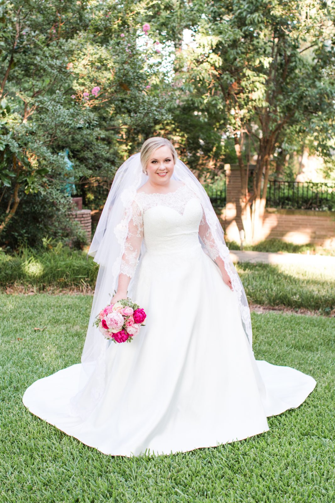 Ashley’s Bridal Portraits at the Aldredge House | Dallas DFW Wedding ...