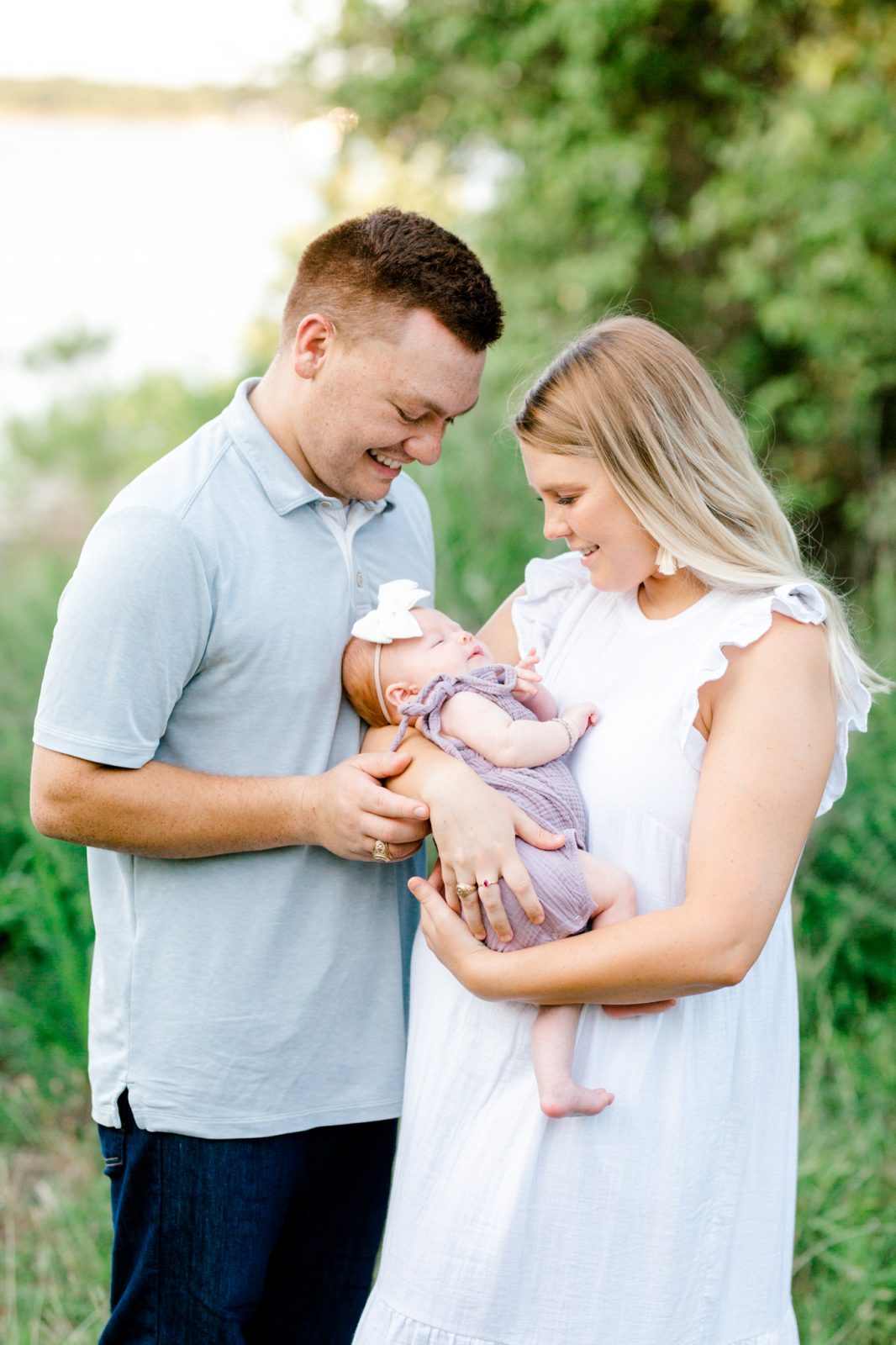 Rowsell Family & Baby Josie’s Newborn Session at Pilot Knoll Park ...